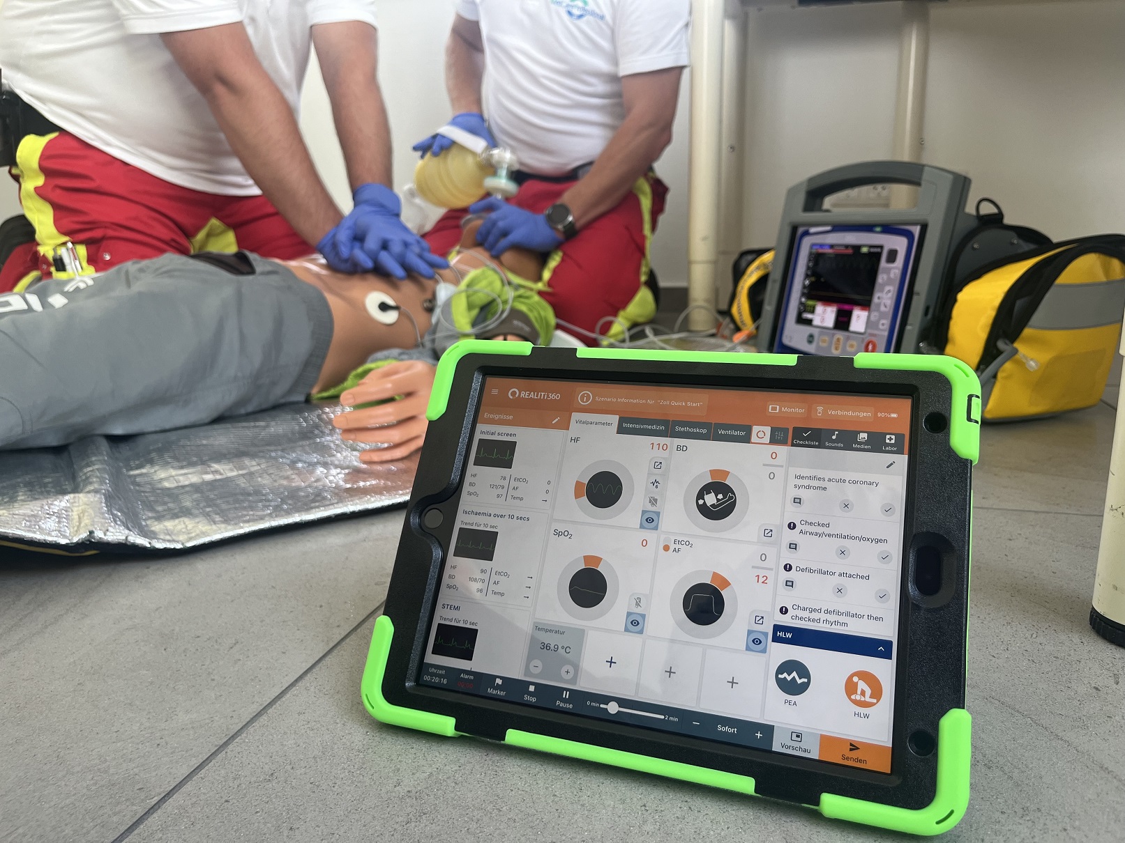 Einführung von ISimulate in der Ausbildung bei MedCareProfessional ...